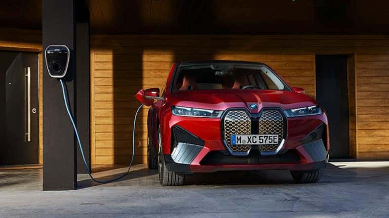 BMW EV Charging 101 | BMW Dealership Near Me