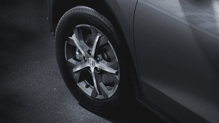 Honda Tire Size Guide | Service Tips | DCH Kay Honda