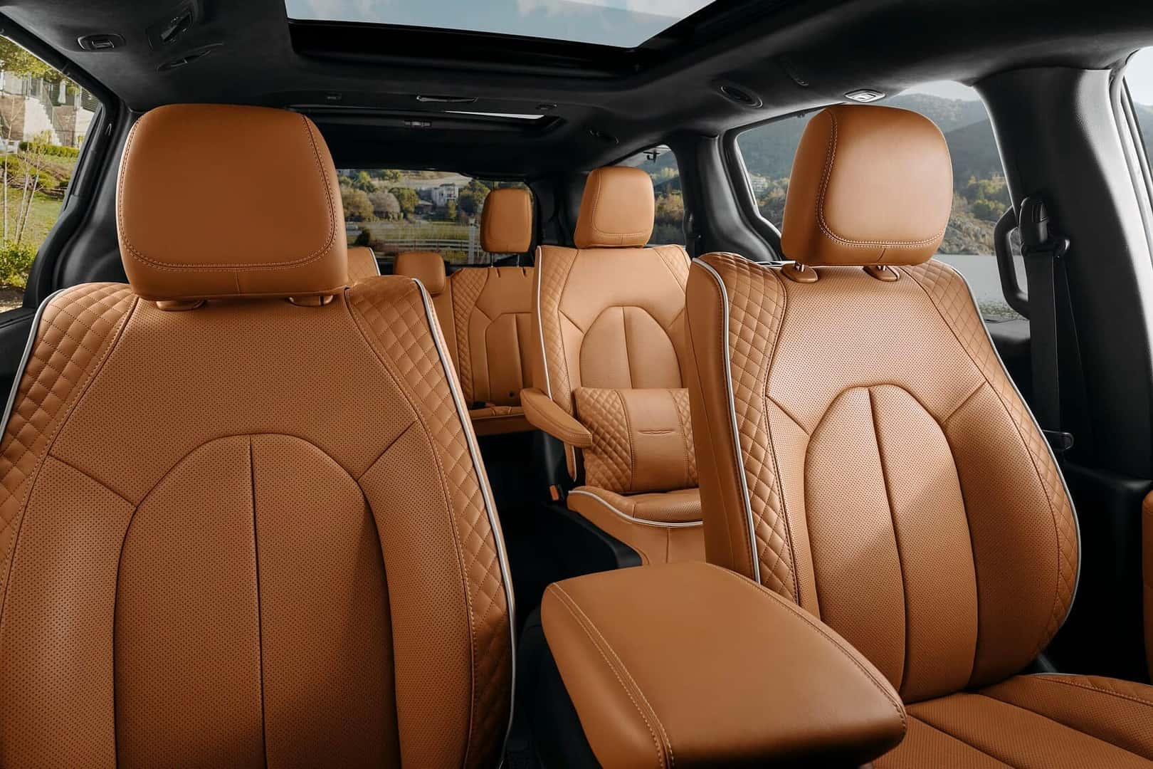 2022 Chrysler Pacific Review | Dick Huvaere’s CDJR Richmond, MI