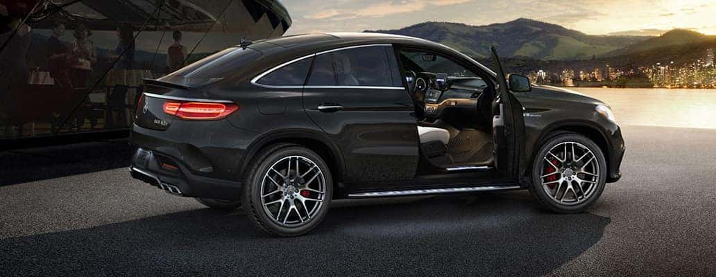 What is Mercedes-Benz mbrace®? | Mercedes-Benz Technology