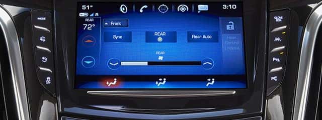 Mercedes-Benz Winter Snow Features | Mercedes-Benz of Smithtown