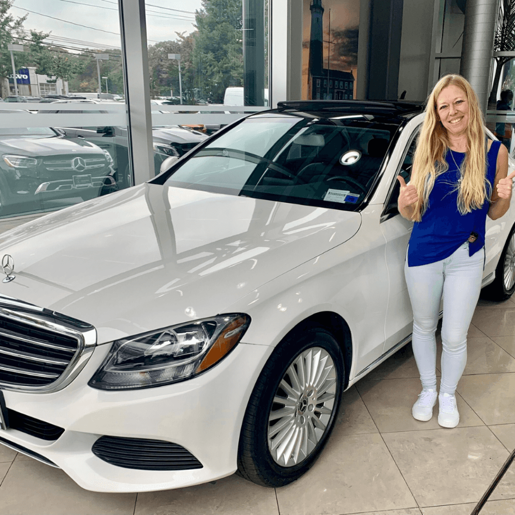 Our Happy Customers | Mercedes-Benz of Smithtown