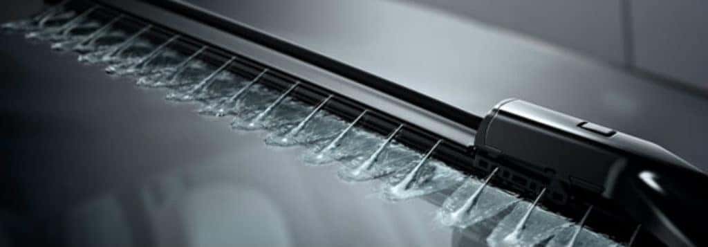 Mercedes-Benz Winter Snow Features | Mercedes-Benz of Smithtown