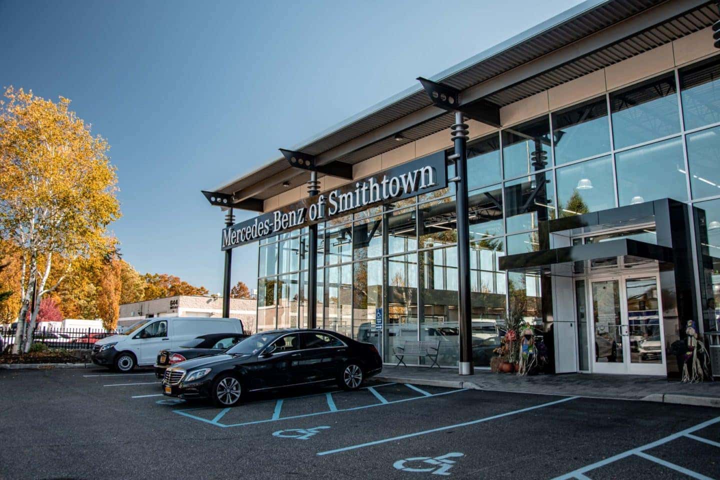 Are Factory Windshields Better? | Mercedes-Benz of Smithtown