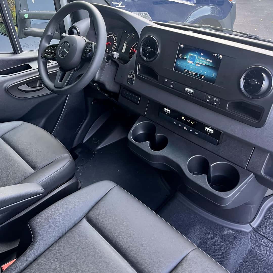 Box Trucks from Mercedes-Benz of Smithtown | Mercedes-Benz of Smithtown