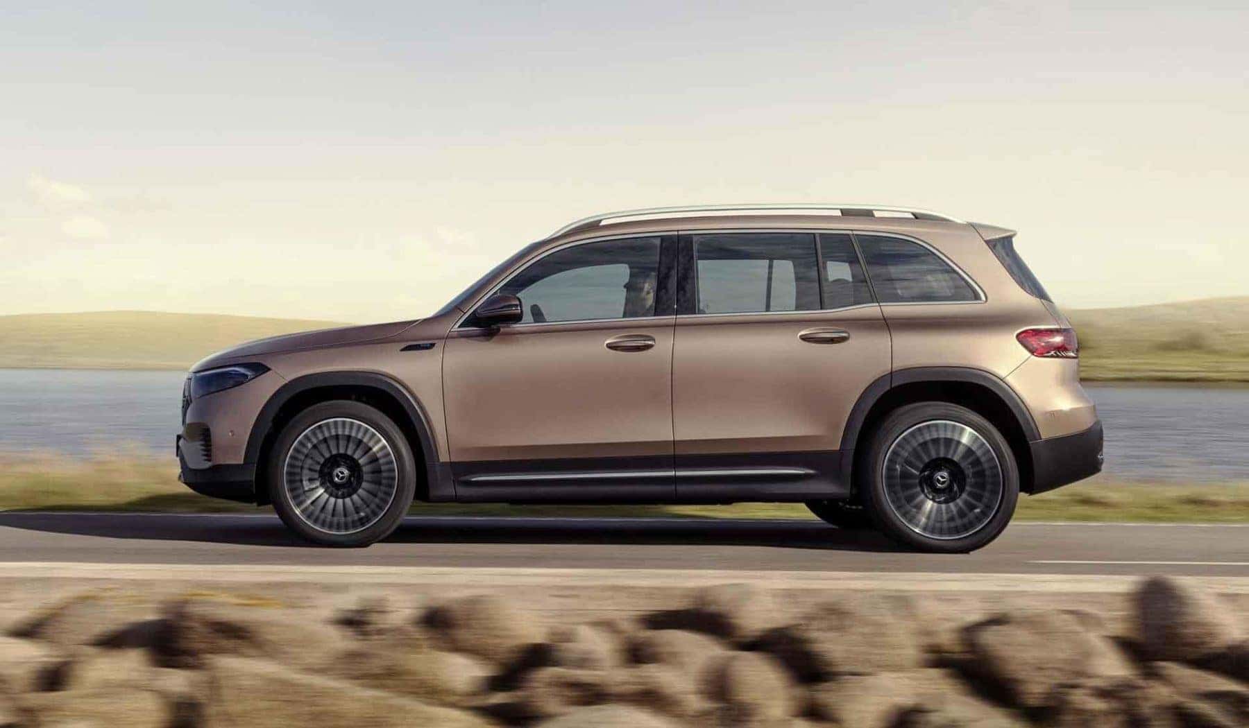 Mercedes-Benz EQB 350 Review | Ray Catena Auto Group