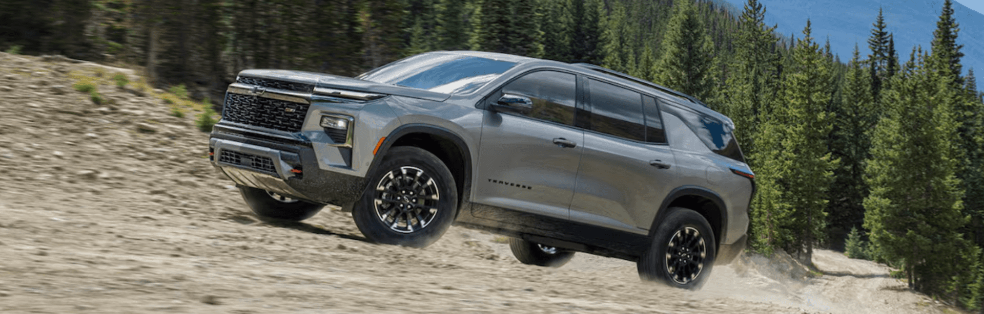 See the 2024 Chevrolet Traverse in Conway AR | Features Review