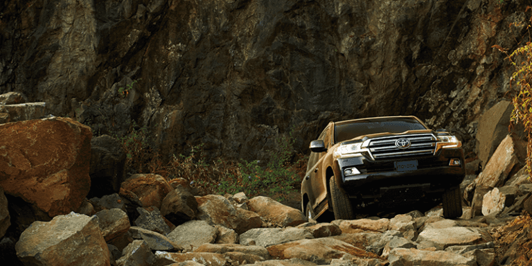 What is the Difference Between Part-Time and Full-Time 4 Wheel Drive?