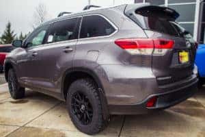 Lifted 2019 Highlander: Not Your Average Family SUV | Wilsonville Toyota